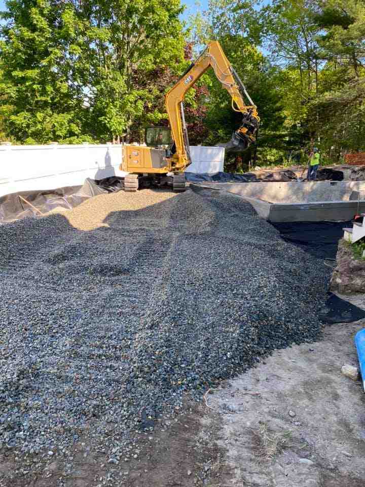 Excavators Service: Top 5 Maintenance Tips for 2024